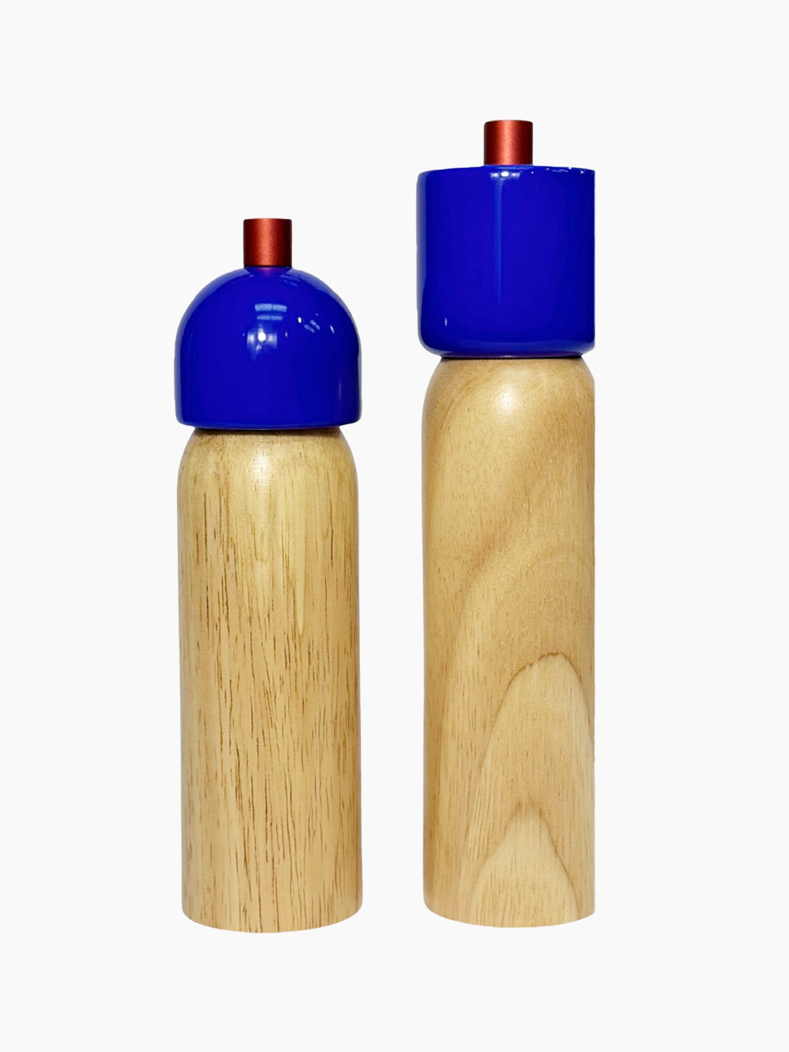 Maegen Grinder - Navy & Red – Hands