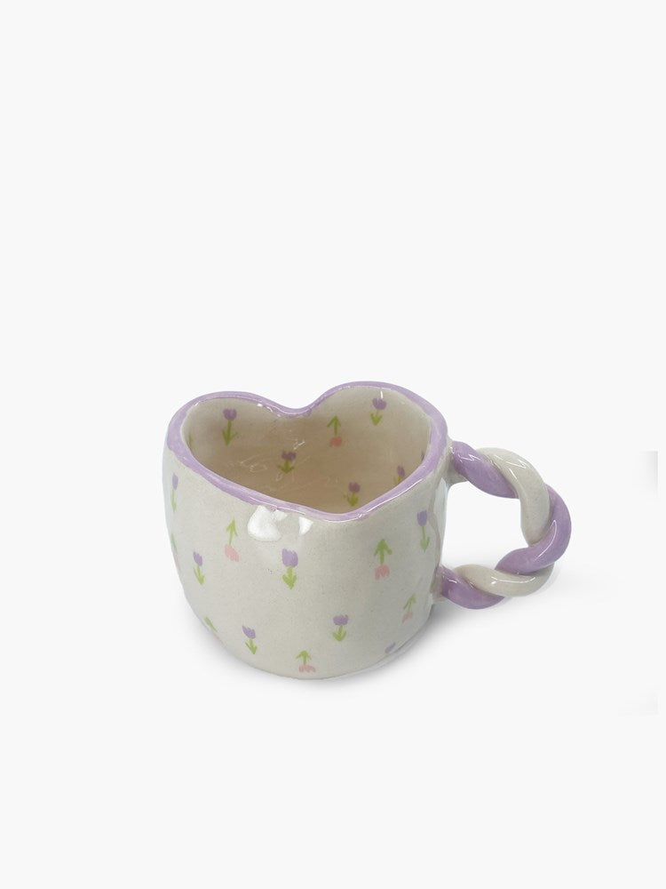 Tulip Garden Heart-shaped Mug – Hands
